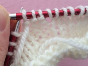Tutorial: Yarn Overs and Eyelets - Knotions Magazine