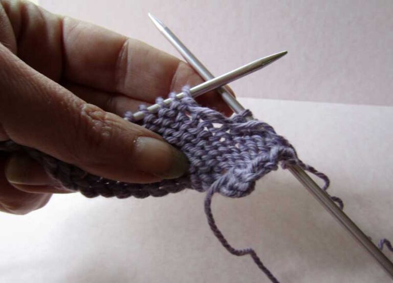 Tutorial: YO Short Rows - Knotions Magazine