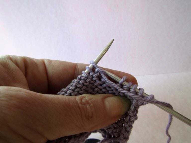 Tutorial: Japanese Short Rows and the Catch Method - Knotions Magazine