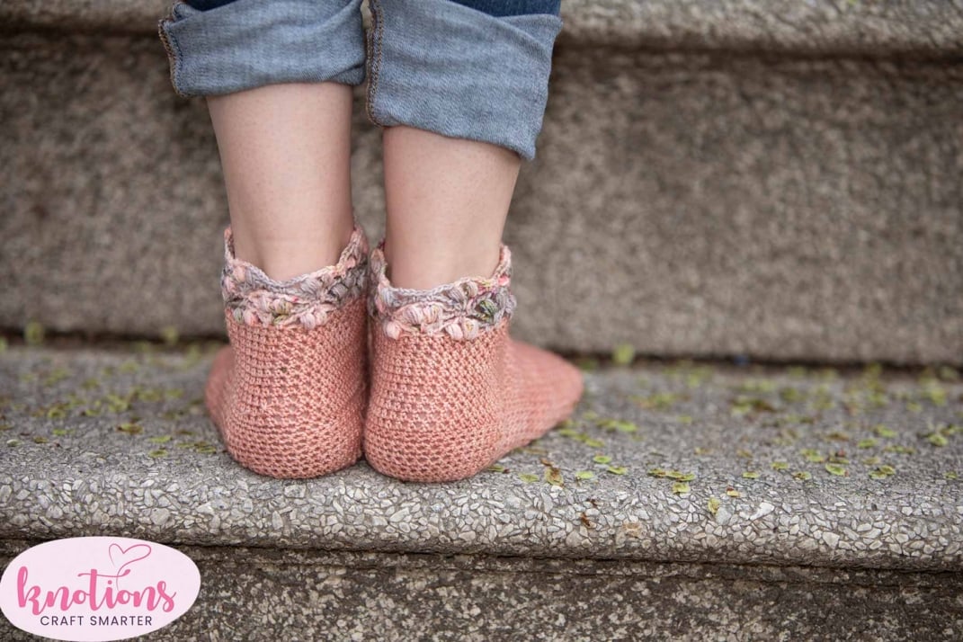 Lotus Socks - Knotions Magazine