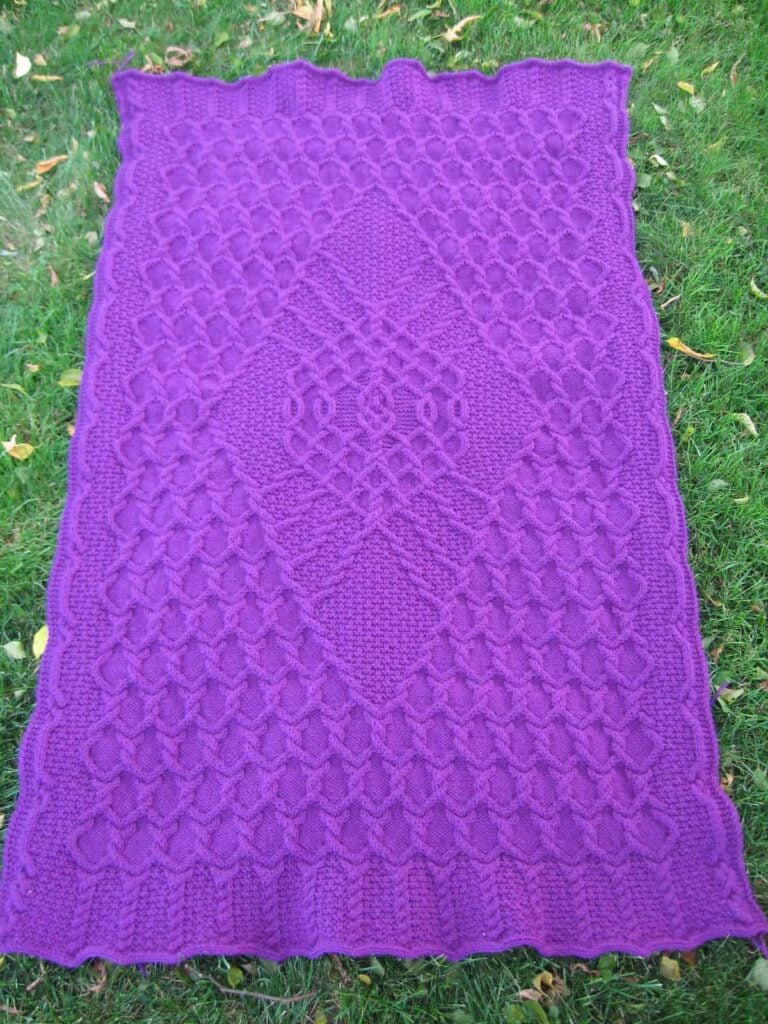 WIN: The Spotlight Throw Pattern! - Knotions Magazine