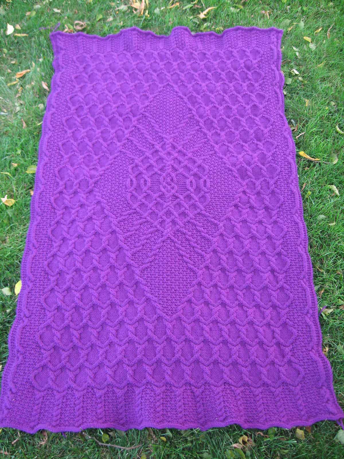 WIN: The Spotlight Throw Pattern! - Knotions Magazine